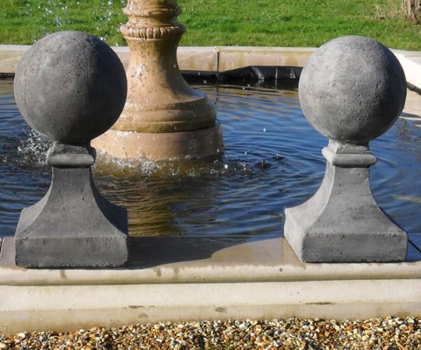 Pair of Gate Post Finials - Stone Garden Ornaments & Garden Statues in UK
