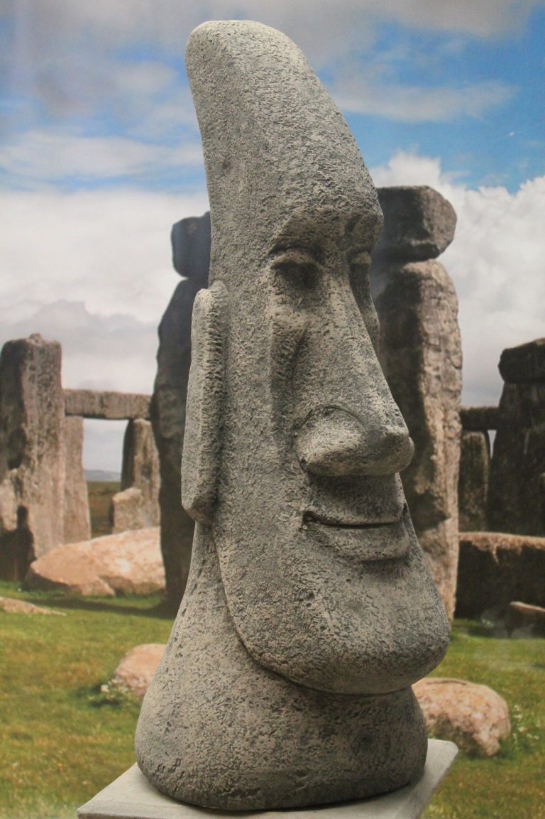 Large Easter Island Head - Stone Garden Ornaments & Garden Statues in UK