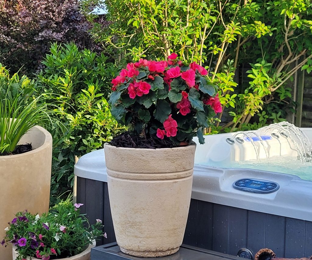 Cappella planting tub / pot - Stone Garden Ornaments & Garden Statues in UK