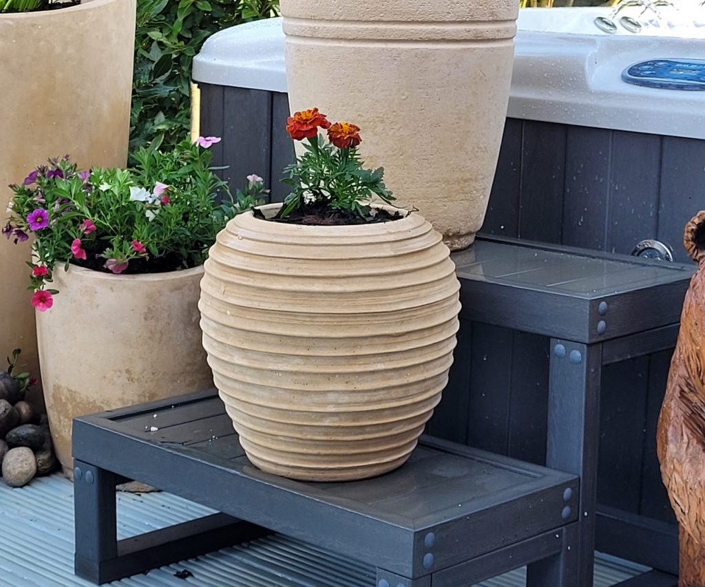 Ciro planting tub / pot - Stone Garden Ornaments & Garden Statues in UK