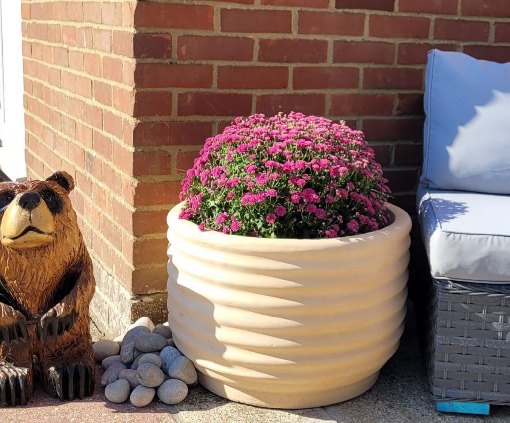 Ruffle planting tub pot - Stone Garden Ornaments & Garden Statues in UK