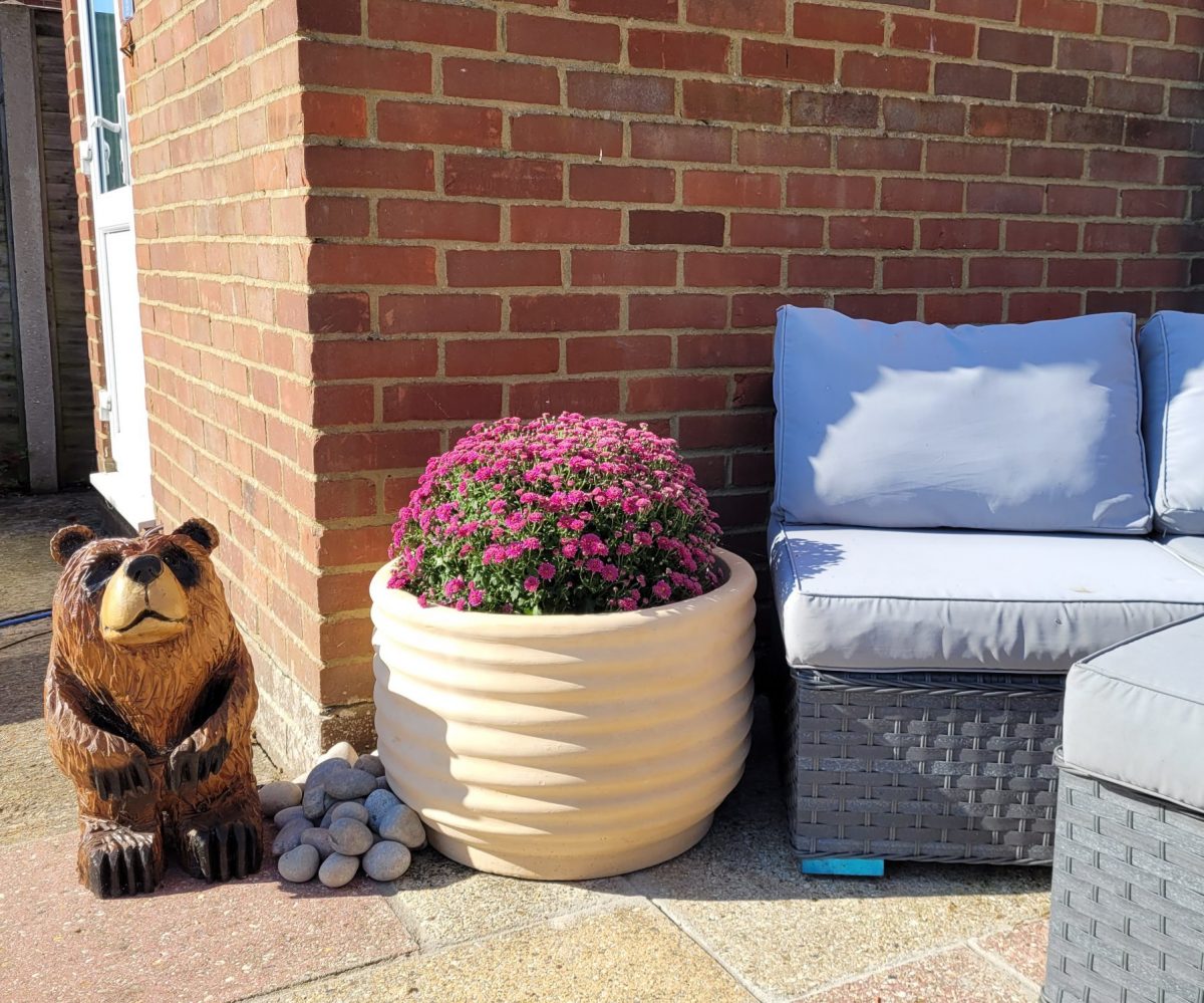 Ruffle planting tub pot - Stone Garden Ornaments & Garden Statues in UK