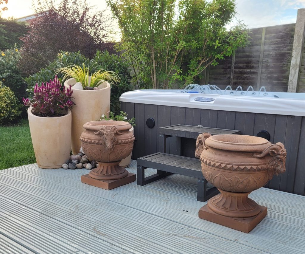 Pair of Rams Head Urns - Stone Garden Ornaments & Garden Statues in UK