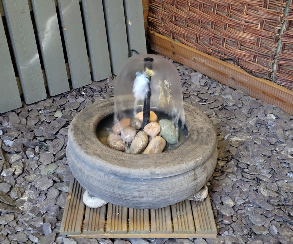 Pebble pool water fountain - Stone Garden Ornaments & Garden Statues in UK