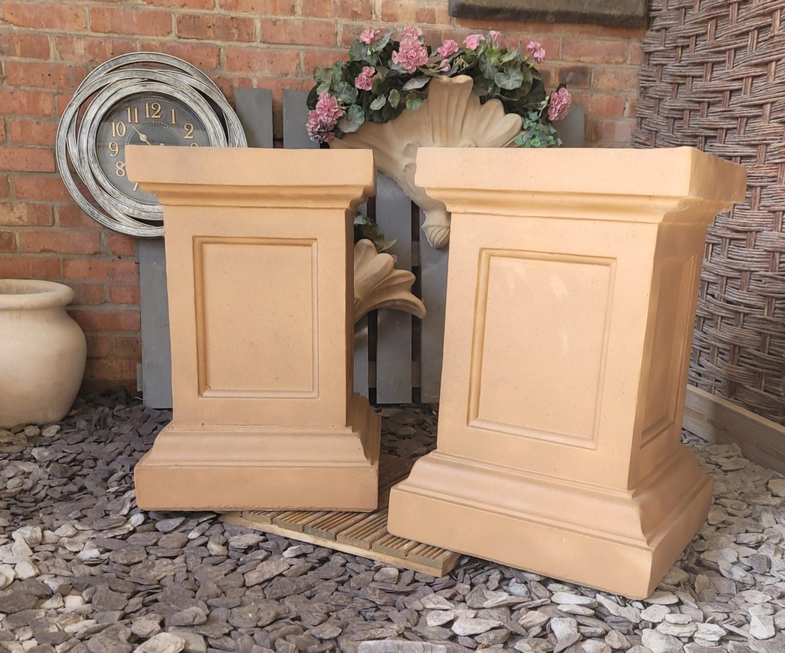 Stone Plinths | Garden Plinths