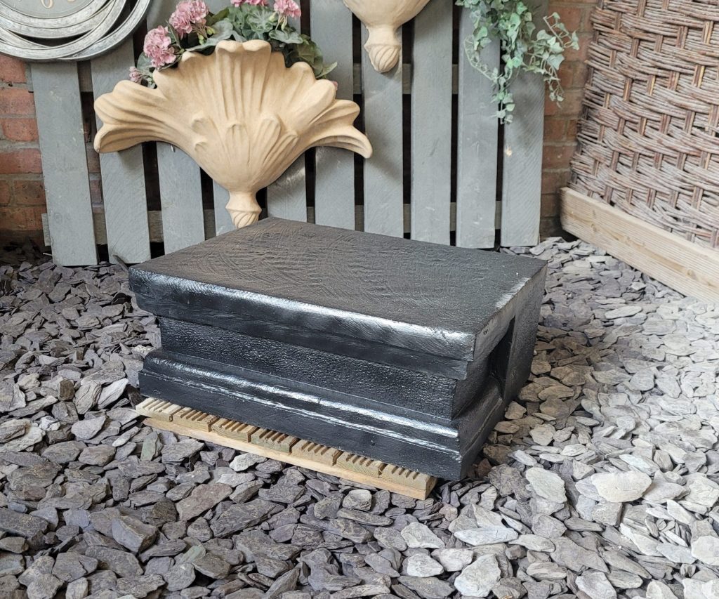 Single stepped Plinth - Stone Garden Ornaments & Garden Statues in UK