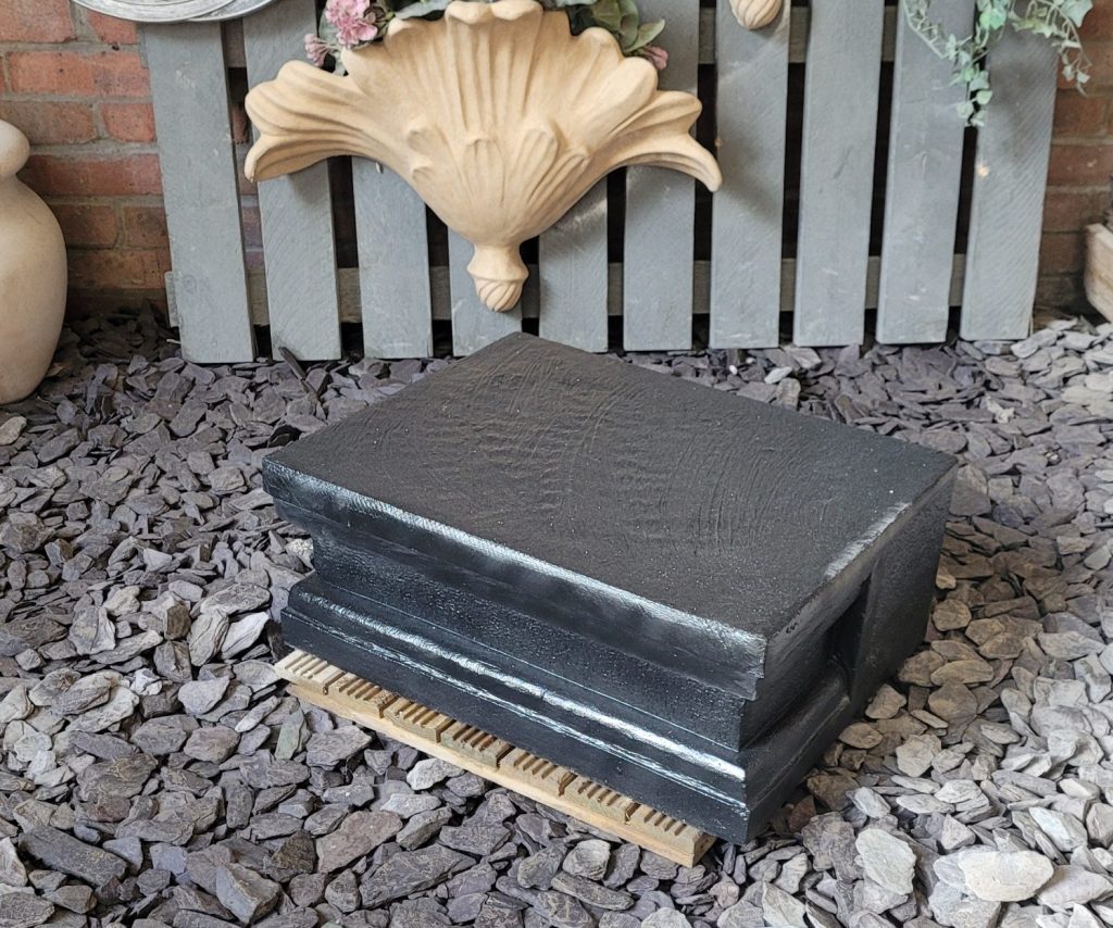Single stepped Plinth - Stone Garden Ornaments & Garden Statues in UK