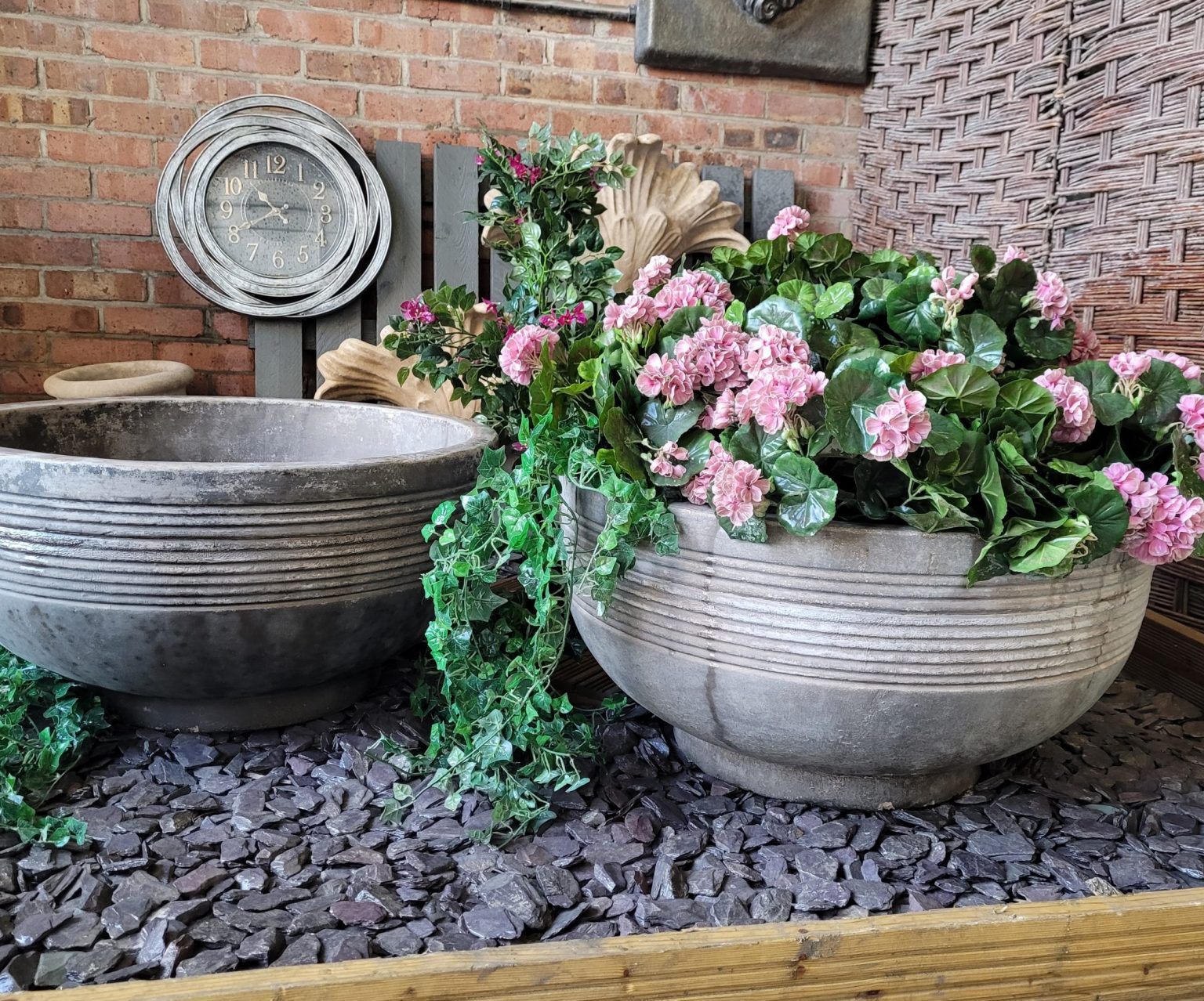 Circulum planting tub pot - Stone Garden Ornaments & Garden Statues in UK