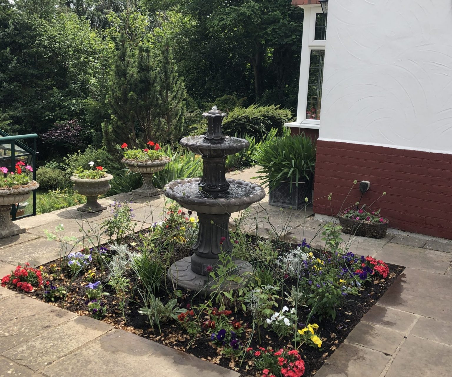 Patio Water Fountain | Small Self Contained Water Features Fountain